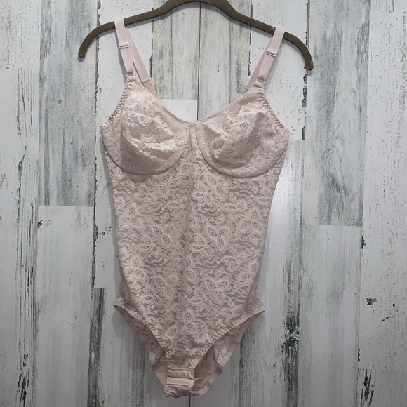 Bali | Intimates & Sleepwear | 54 Bali Lace N Smooth Form Control Body ...